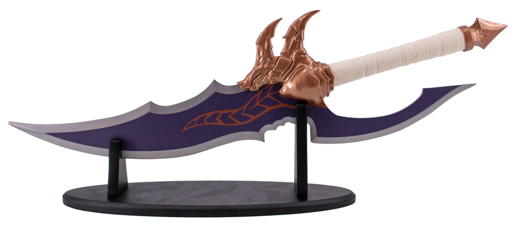 Daga Solo Leveling Colmillo de Rasaka de acero con expositor